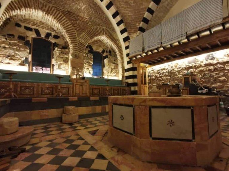 Traditional Public Bathhouse in Damascus Syria - Syria Scope Travel ...